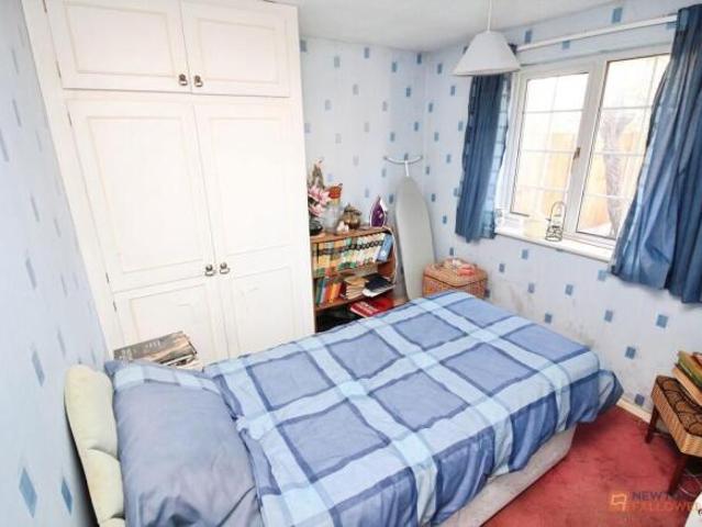 2 bedroom detached bungalow for sale in Longhurst Close, Leicester, LE4