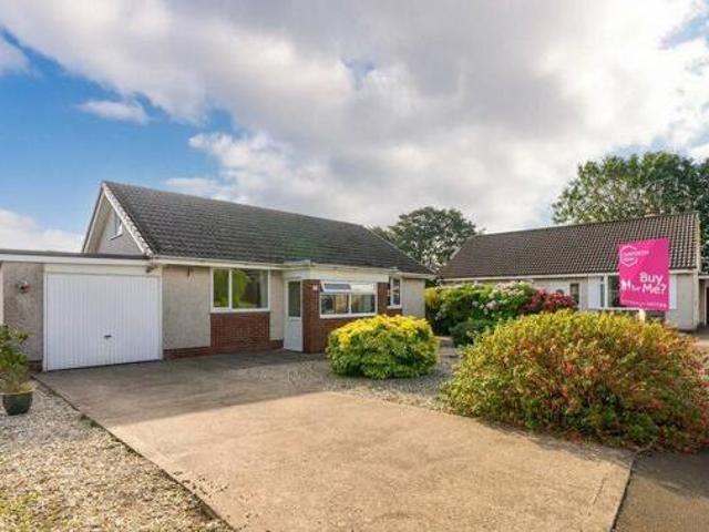 2 Bedroom Detached Bungalow For Sale In Laurel Avenue