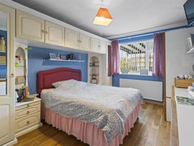 2 bedroom detached bungalow for sale in Langney Green, Eastbourne, BN23