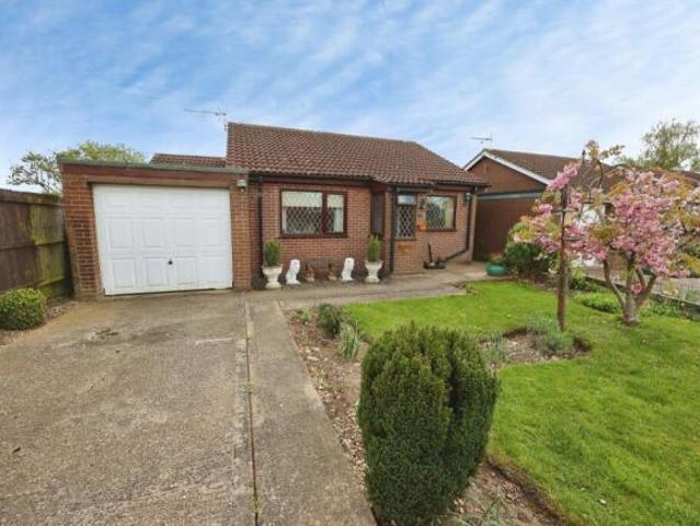2 bedroom detached bungalow for sale in Lincoln, Lincolnshire, LN1