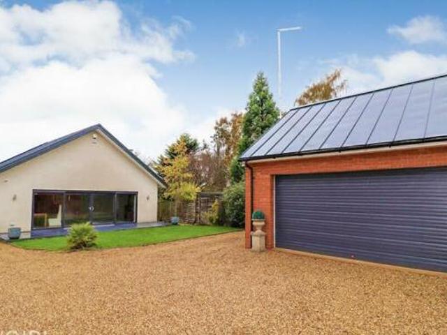 2 Bedroom Detached Bungalow For Sale In Moulton