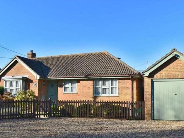 2 bedroom detached bungalow for sale in Matthews Lane East Boldre Brockenhurst SO42