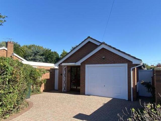 2 Bedroom Detached Bungalow For Sale In Malvern