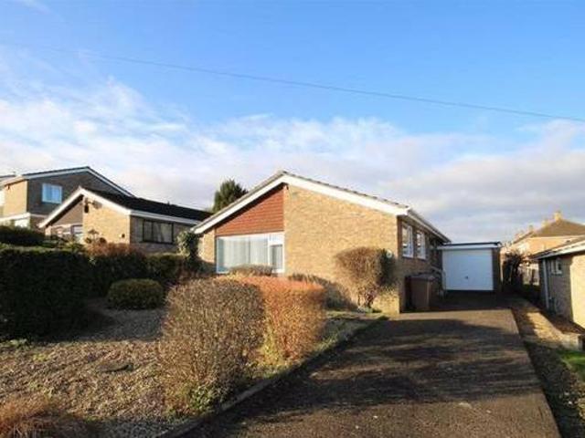 2 bedroom detached bungalow for sale in Malvern Avenue Washingborough Lincoln Lincolnshire LN4