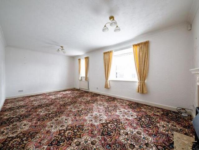 2 bedroom detached bungalow for sale in Meadway Drive, Forest Hall, NE12