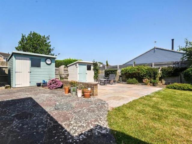 2 bedroom detached bungalow for sale in Middleton Drive, Eastbourne, BN23
