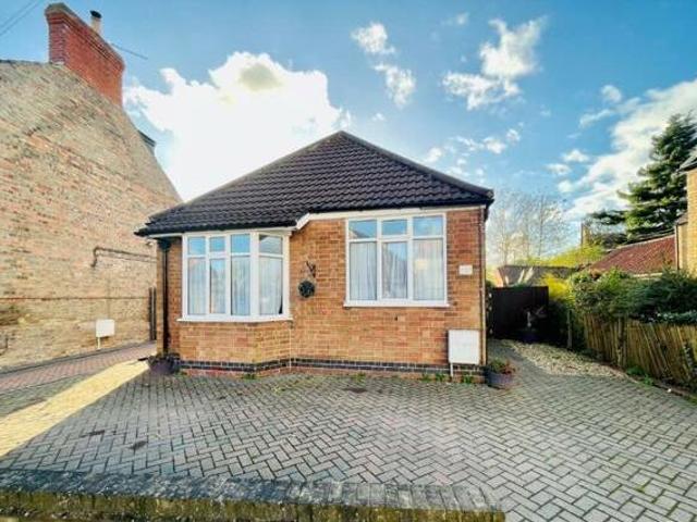 2 Bedroom Detached Bungalow For Sale In Misterton