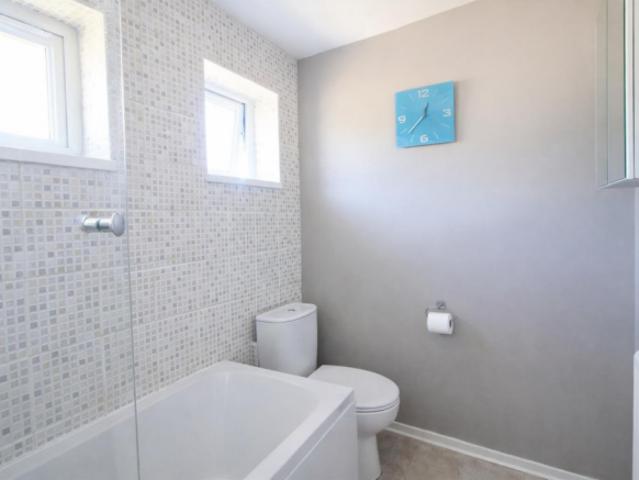 2 bedroom detached bungalow for sale in Norwich, NR3