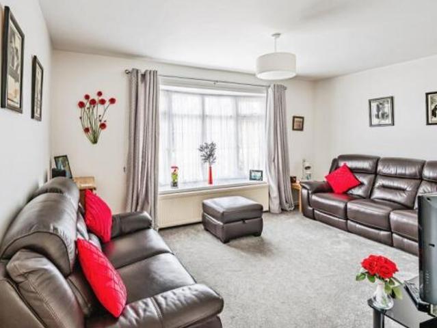 2 bedroom detached bungalow for sale in Netherfield Avenue, Eastbourne, BN23