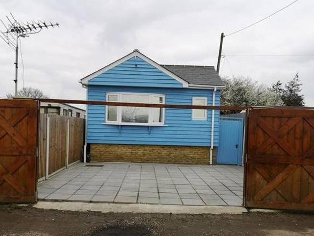 2 bedroom detached bungalow for sale in Smugglers Club Ground Bridgemarsh Lane CM3
