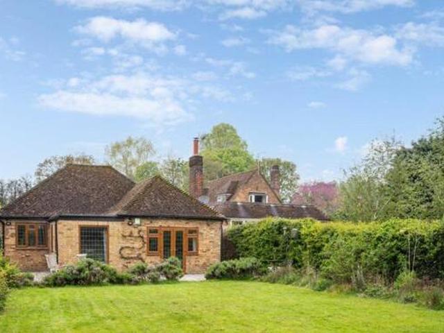 2 Bedroom Detached Bungalow For Sale In Seer Green