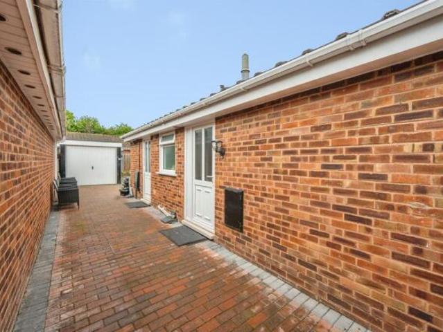 2 bedroom detached bungalow for sale in Sinfin Avenue, Shelton Lock, Derby, DE24
