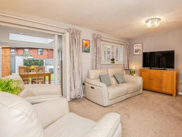 2 bedroom detached bungalow for sale in Spetchley Road, Worcester, WR5