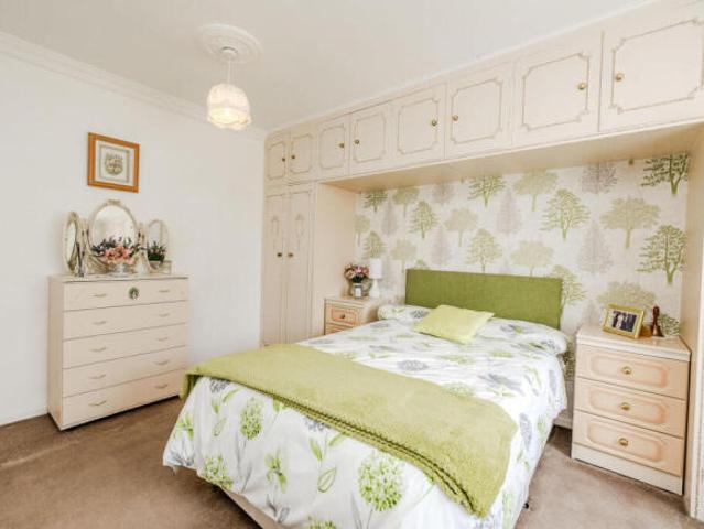 2 bedroom detached bungalow for sale in Stuart Gardens, Throckley, Newcastle Upon Tyne, NE15