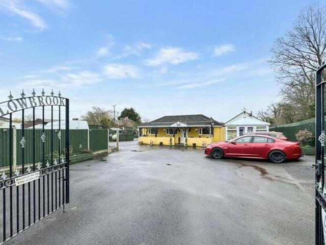 2 Bedroom Detached Bungalow For Sale In Standerwick