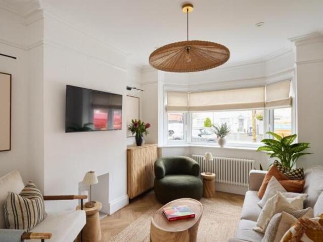 2 bedroom detached bungalow for sale in Strouden Park, BH8