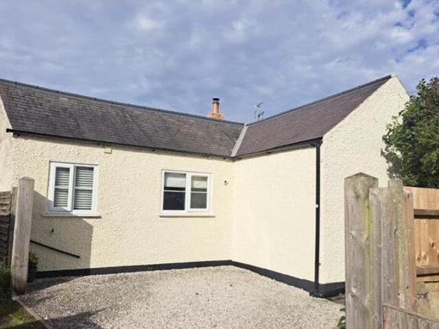 2 Bedroom Detached Bungalow For Sale In Swanwick