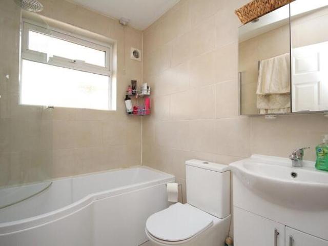 2 bedroom detached bungalow for sale in Pound Lane, Oakdale, Poole, BH15