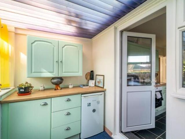 2 bedroom detached bungalow for sale in Robertson Road, North Hykeham, LN6