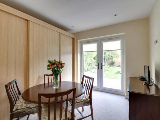 2 bedroom detached bungalow for sale in Rodbridge Drive, Southend on sea, SS1
