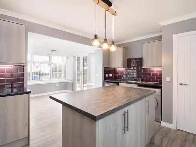 2 Bedroom Detached Bungalow For Sale In Rossie Island Road, Mo.