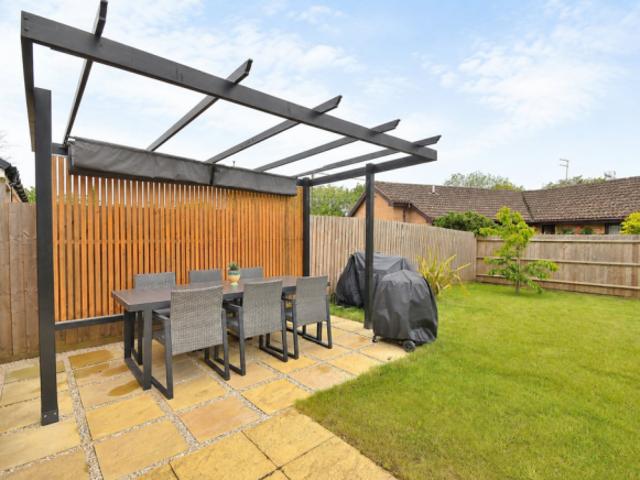 2 bedroom detached bungalow for sale in Red Kite Drive, Wootton, Northampton, NN4