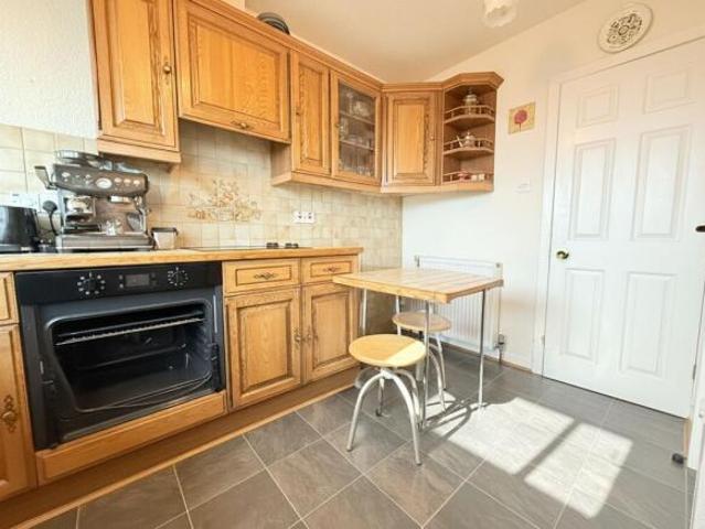 2 bedroom detached bungalow for sale in Woodlands Road, Lepton, HD8
