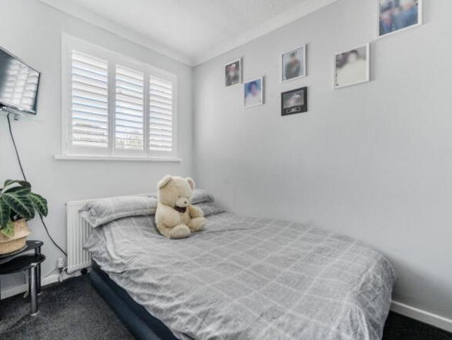 2 bedroom detached bungalow for sale in Woodroffe Drive, Basingstoke RG22 6ND, RG22