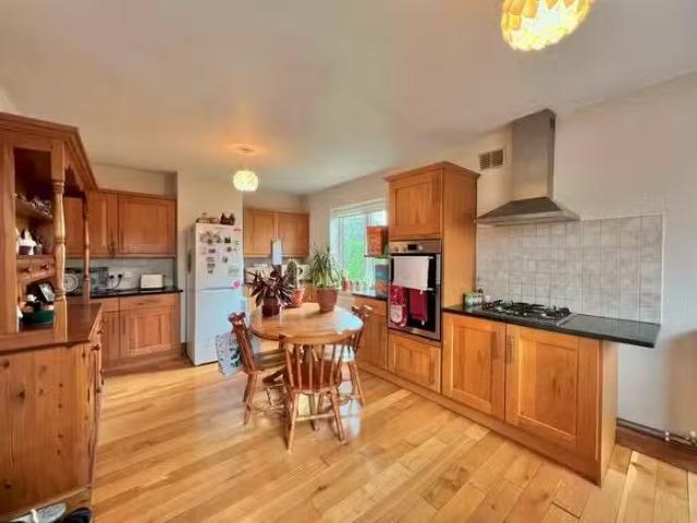 2 Bedroom Detached Bungalow For Sale In Walnut Tree Avenue, Wa.