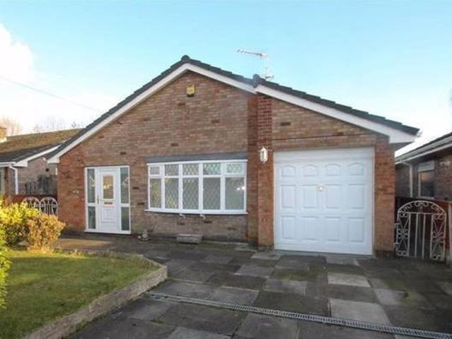 2 bedroom detached bungalow for sale in Weaver Grange Moulton CW9