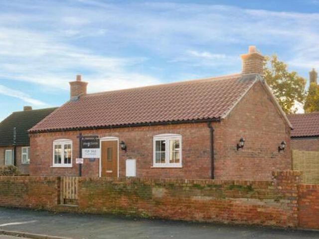 2 Bedroom Detached Bungalow For Sale In Weston