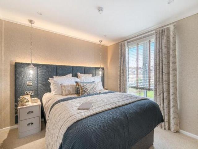 2 bedroom detached bungalow for sale in Wick Lane, Christchurch, Dorset, BH6 4LE, BH6