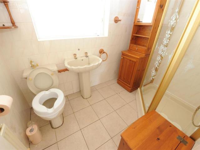 2 bedroom detached bungalow for sale in Willow Gardens, Wrose BD2