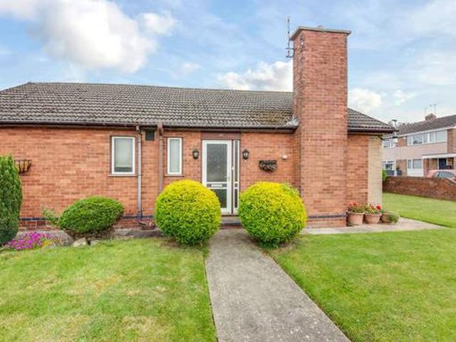 2 bedroom detached bungalow for sale in Tortmayns Todwick S26