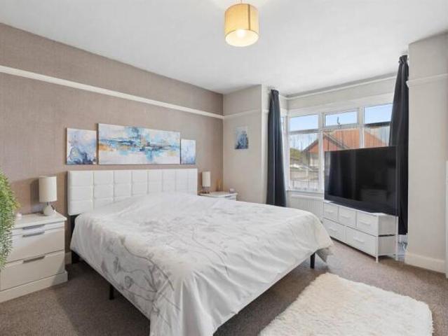 2 bedroom detached bungalow for sale in Terminus Drive, Herne Bay, CT6