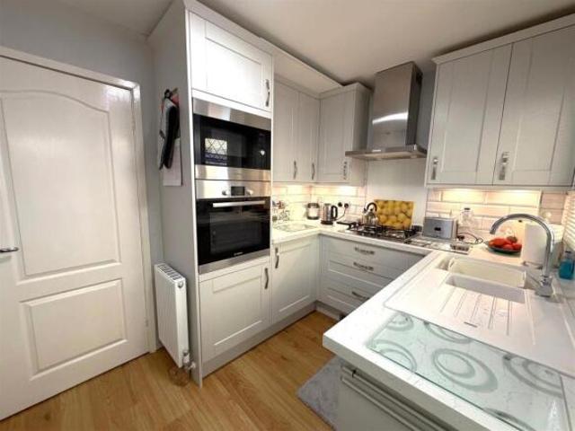 2 bedroom detached bungalow for sale in The Hoskers, Westhoughton, Bolton, BL5