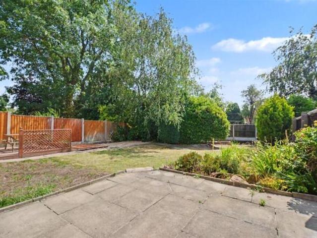 2 bedroom detached bungalow for sale in Trowell Road, Nottingham, NG8