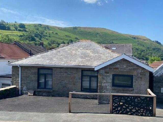 2 Bedroom Detached Bungalow For Sale In Ystradgynlais