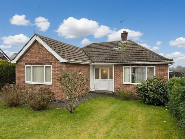 2 bedroom detached bungalow to rent