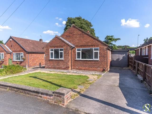2 bedroom detached bungalow to rent