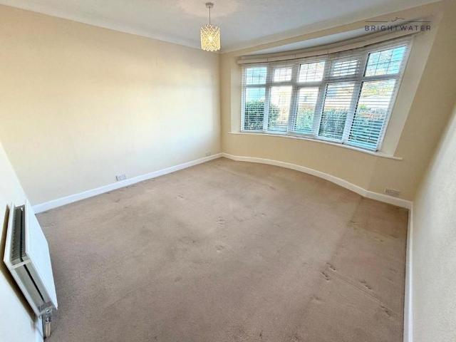 2 bedroom detached bungalow to rent