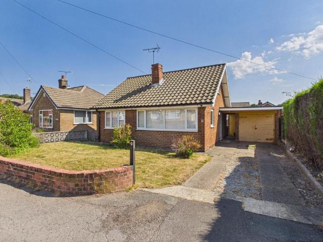 2 bedroom detached bungalow to rent
