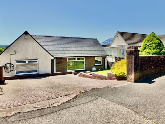 2 bedroom detached bungalow to rent