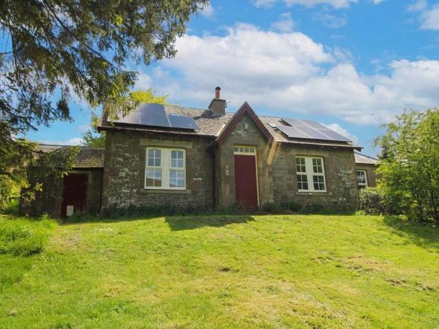 2 bedroom detached bungalow to rent