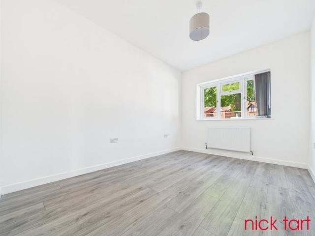 2 bedroom detached bungalow to rent