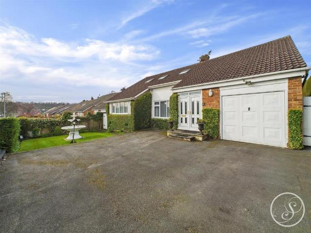 2 bedroom detached bungalow to rent