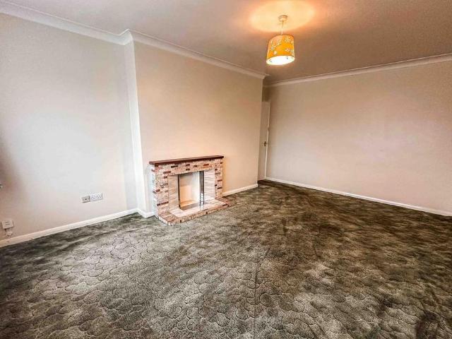 2 bedroom detached bungalow to rent