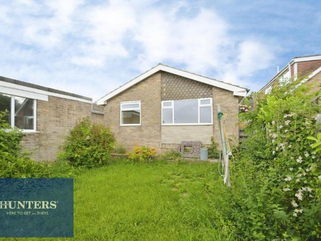 2 bedroom detached bungalow to rent