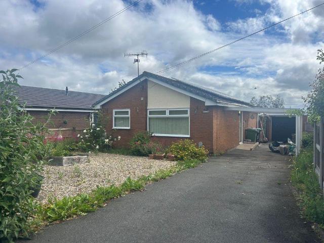 2 bedroom detached bungalow to rent