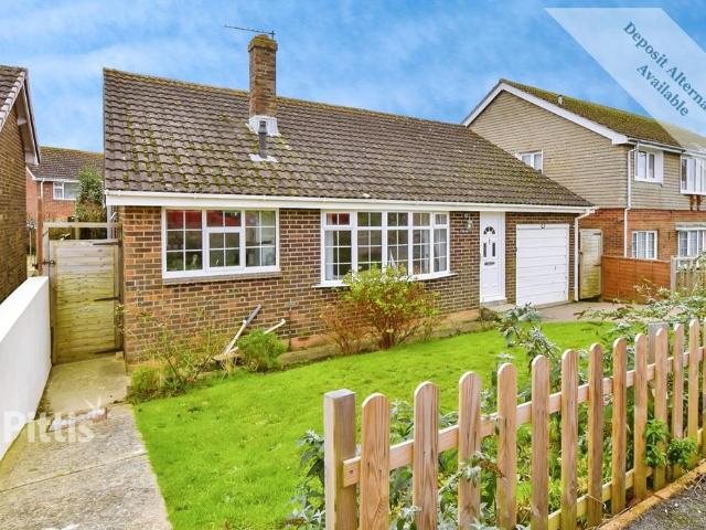 2 bedroom detached bungalow to rent